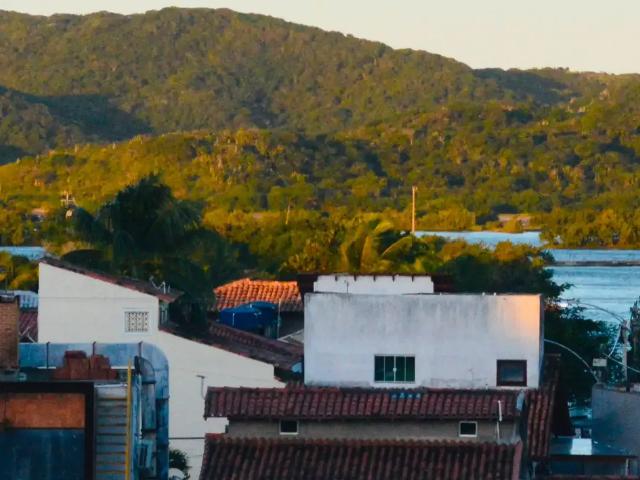 Cobertura para Venda em Cabo Frio/RJ Centro 3 Quartos