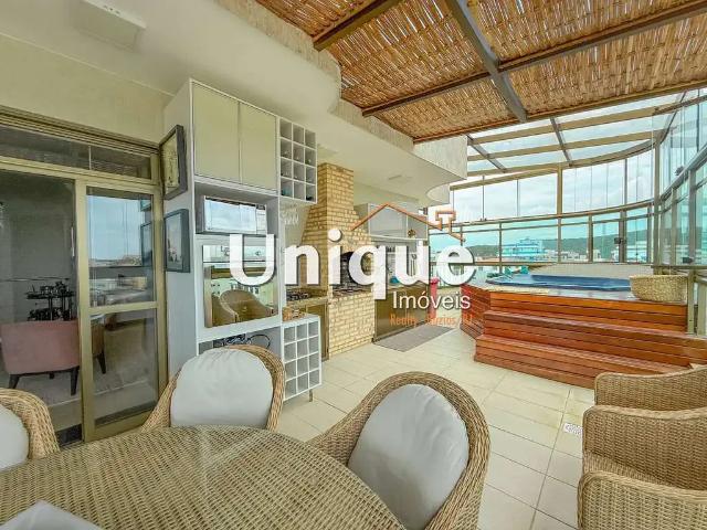 Cobertura para Venda em Cabo Frio/RJ Centro 5 Quartos