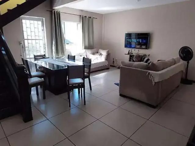 Cobertura para Venda em Cabo Frio/RJ Jardim Flamboyant 3 Quartos
