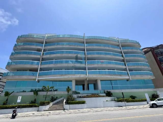 Cobertura para Venda em Cabo Frio/RJ Praia do Forte 4 Quartos