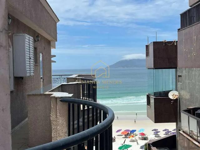 Cobertura para Venda em Cabo Frio/RJ Praia do Forte 6 Quartos