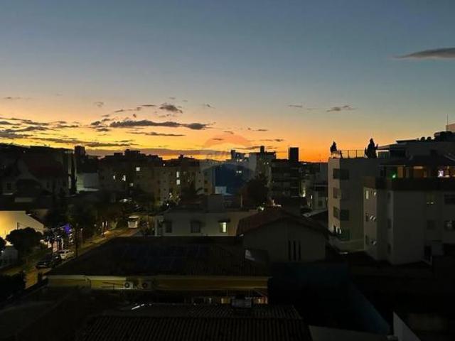 Cobertura para venda em Castelo de 204.00m² com 4 Quartos, 2 Suites e 4 Garagens
