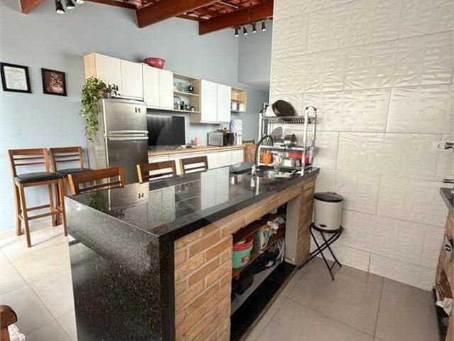 Cobertura para venda em Casa Branca de 100.00m² com 2 Quartos, 1 Suite e 1 Garagem