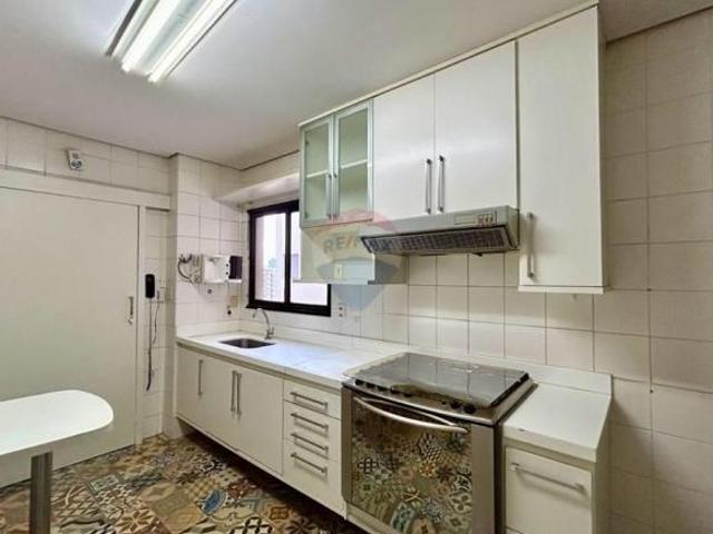 Cobertura para venda em Centro de 247.22m² com 4 Quartos, 2 Suites e 3 Garagens