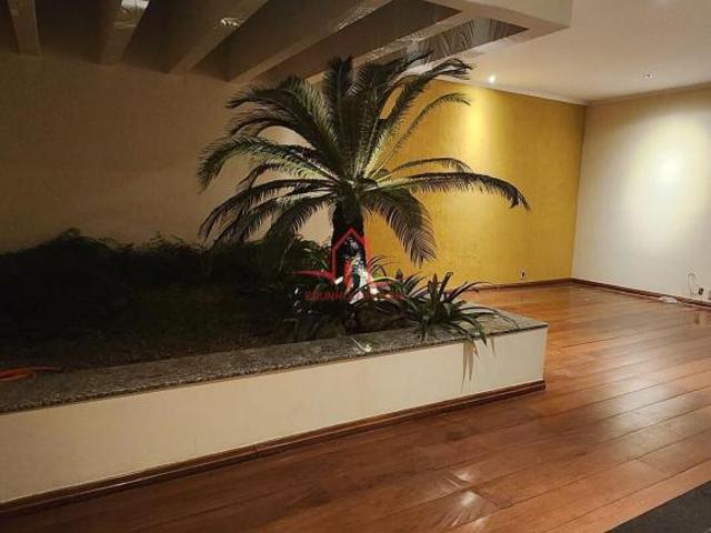 Cobertura para venda em Centro de 345.00m² com 3 Quartos, 3 Suites e 3 Garagens