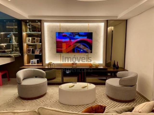 Cobertura para venda em Centro de 432.00m² com 3 Quartos, 3 Suites e 4 Garagens