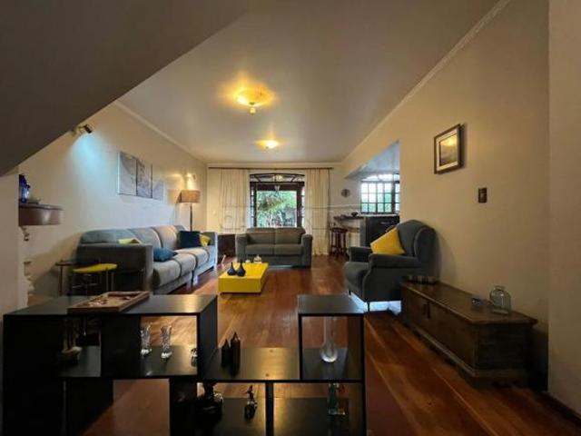 Cobertura para venda em Centreville de 272.00m² com 3 Quartos, 1 Suite e 4 Garagens