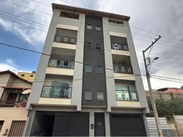 Cobertura para Venda em Conselheiro Lafaiete/MG Rochedo 3 Quartos