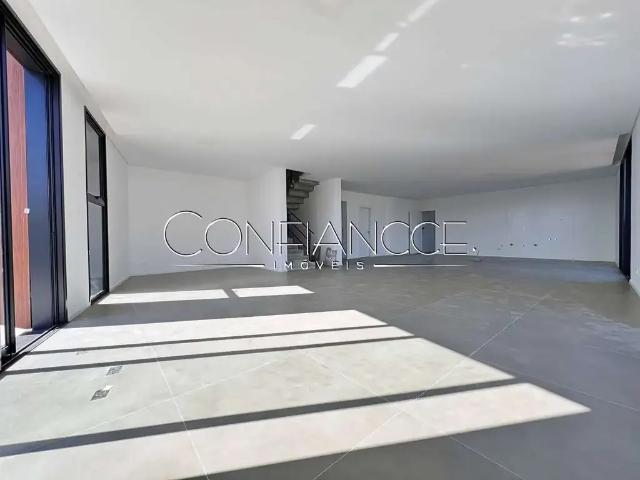 Cobertura para Venda em Curitiba/PR Água Verde 3 Quartos