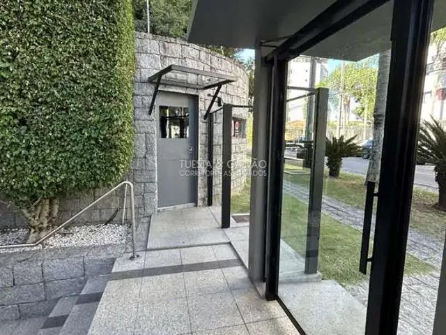 Cobertura para Venda em Curitiba/PR Água Verde 3 Quartos