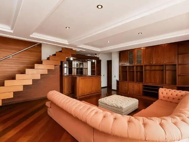Cobertura para Venda em Curitiba/PR Ahú 4 Quartos