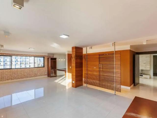 Cobertura para Venda em Curitiba/PR Batel 4 Quartos