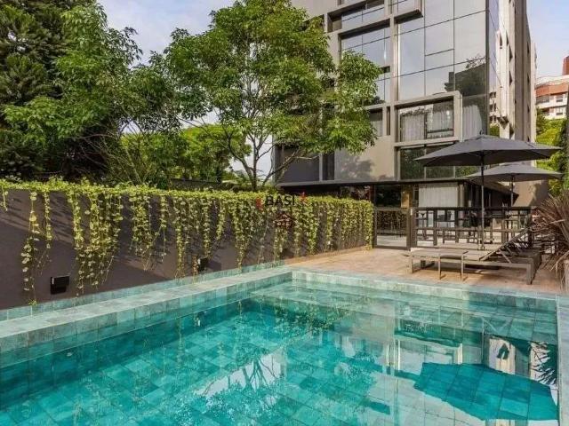 Cobertura para Venda em Curitiba/PR Centro Cívico 4 Quartos
