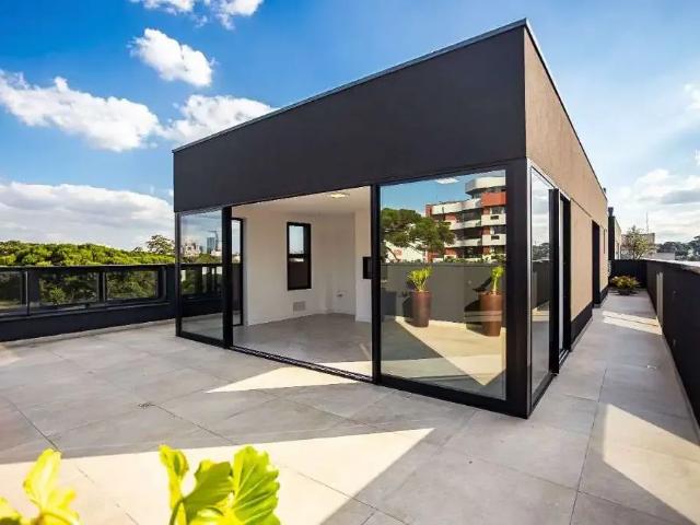 Cobertura para Venda em Curitiba/PR Centro Cívico 4 Quartos