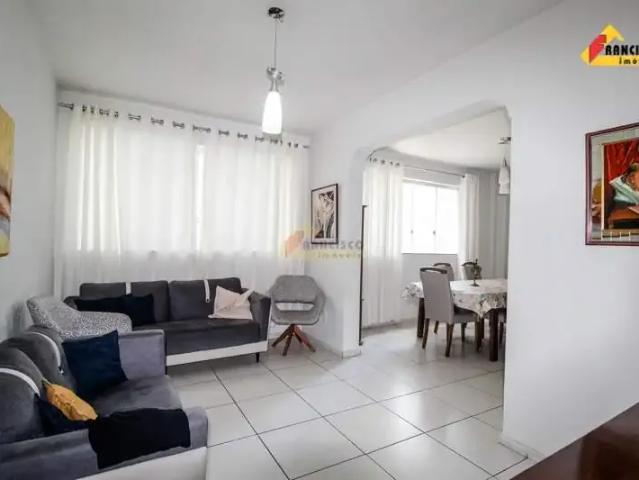 Cobertura para Venda em Divinópolis/MG Centro 4 Quartos