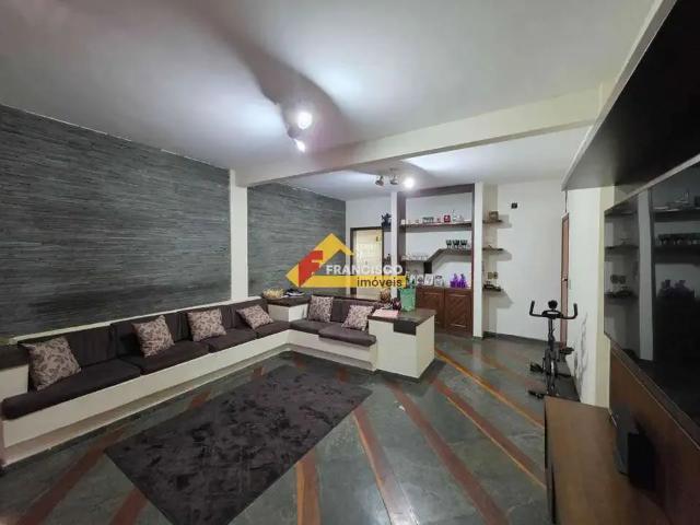 Cobertura para Venda em Divinópolis/MG Centro 3 Quartos