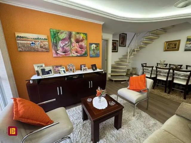 Cobertura para Venda em Florianópolis/SC Córrego Grande 2 Quartos