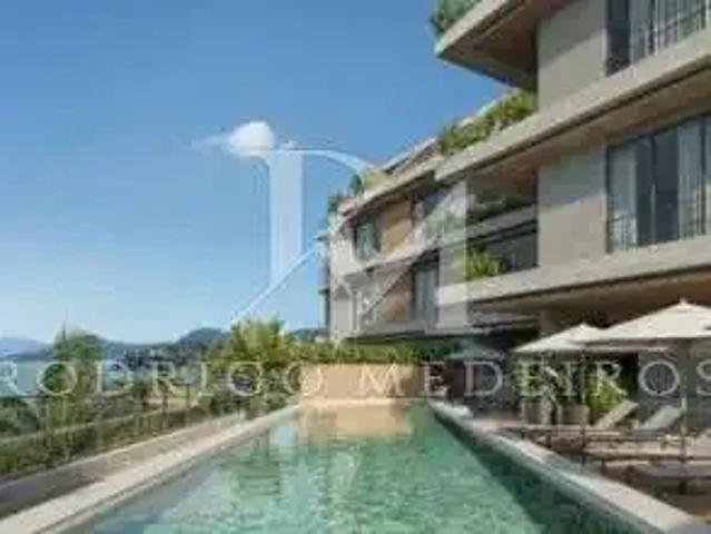 Cobertura para Venda em Florianópolis/SC Cacupé 3 Quartos