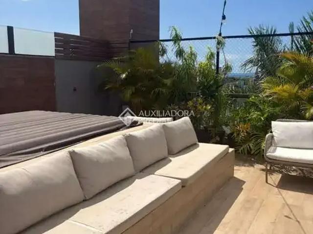 Cobertura para Venda em Florianópolis/SC Campeche 3 Quartos
