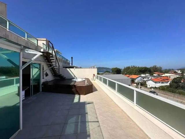 Cobertura para Venda em Florianópolis/SC Campeche 3 Quartos