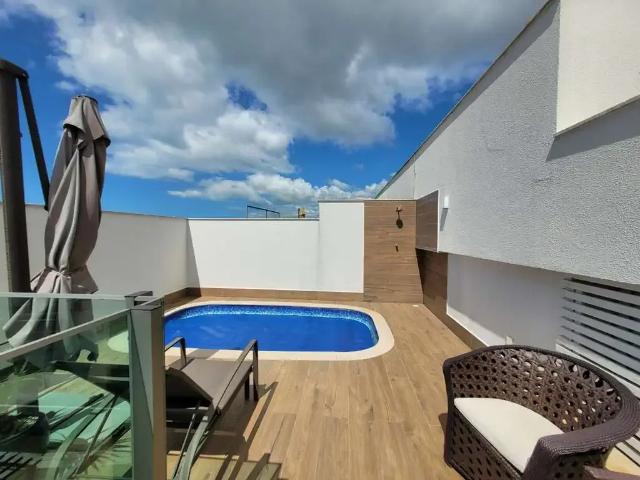 Cobertura para Venda em Florianópolis/SC Campeche 2 Quartos