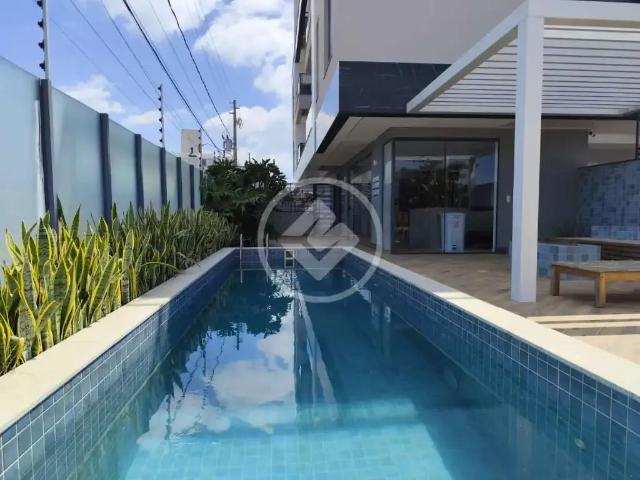 Cobertura para Venda em Florianópolis/SC Canasvieiras 2 Quartos