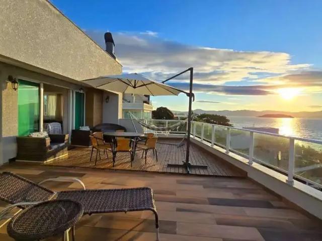 Cobertura para Venda em Florianópolis/SC Canasvieiras 3 Quartos