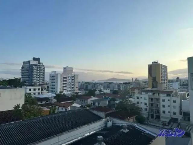 Cobertura para Venda em Florianópolis/SC Capoeiras 3 Quartos