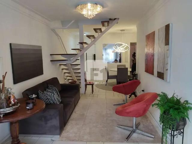 Cobertura para Venda em Florianópolis/SC Centro 2 Quartos