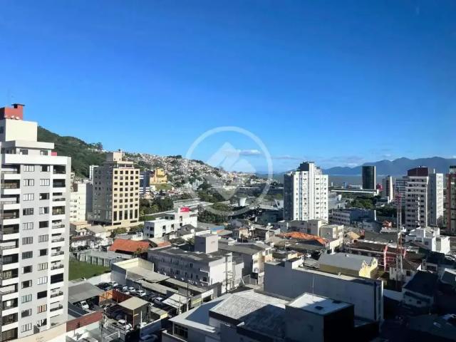 Cobertura para Venda em Florianópolis/SC Centro 3 Quartos