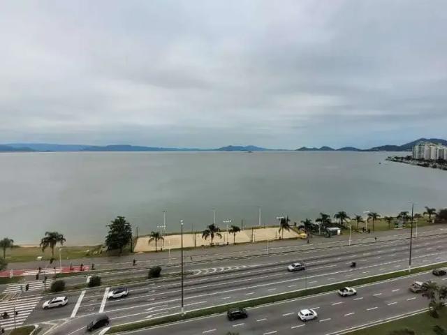 Cobertura para Venda em Florianópolis/SC Centro 3 Quartos