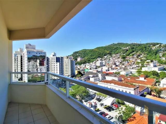 Cobertura para Venda em Florianópolis/SC Centro 3 Quartos