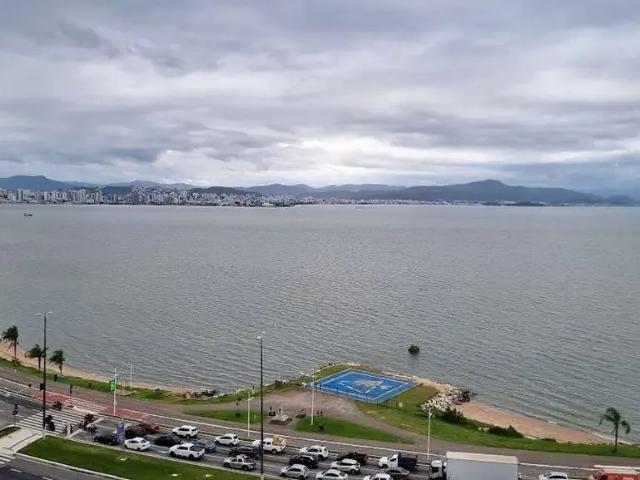 Cobertura para Venda em Florianópolis/SC Centro 4 Quartos