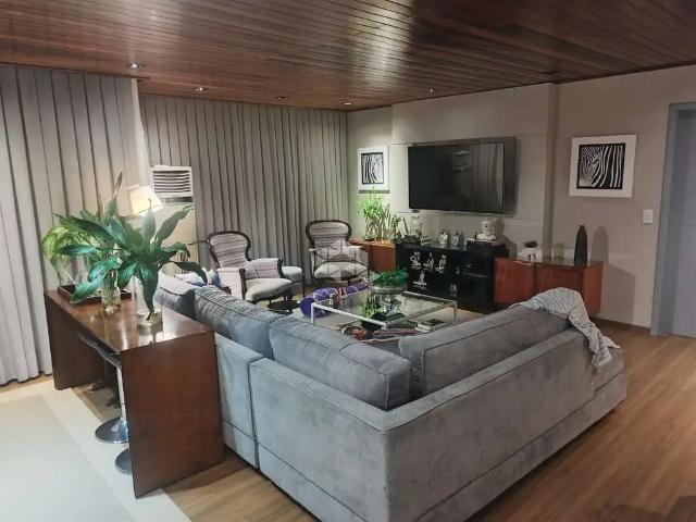 Cobertura para Venda em Florianópolis/SC Centro 5 Quartos