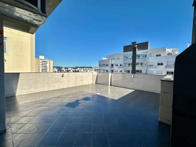 Cobertura para Venda em Florianópolis/SC Abraão 2 Quartos