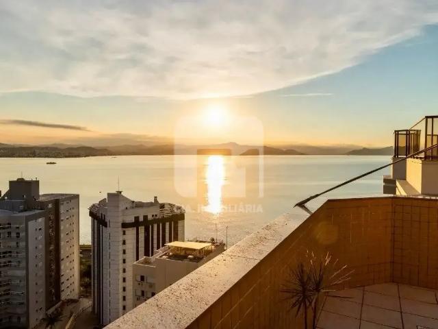 Cobertura para Venda em Florianópolis/SC Agronômica 4 Quartos