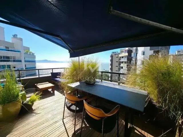Cobertura para Venda em Florianópolis/SC Beira Mar 4 Quartos