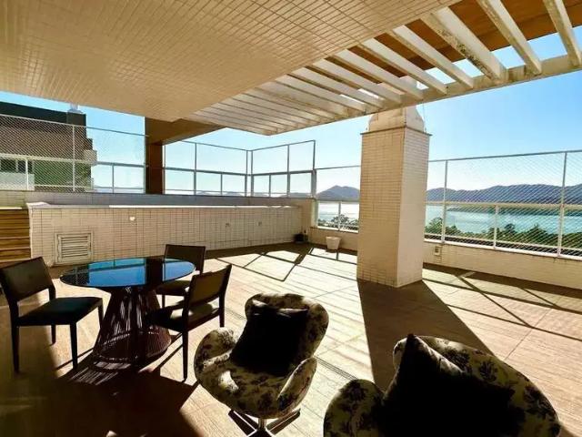 Cobertura para Venda em Florianópolis/SC Agronômica 3 Quartos