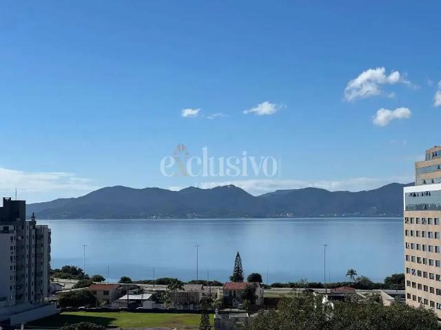 Cobertura para Venda em Florianópolis/SC Estreito 3 Quartos