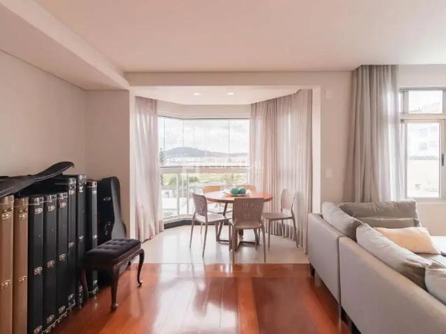 Cobertura para Venda em Florianópolis/SC Estreito 3 Quartos