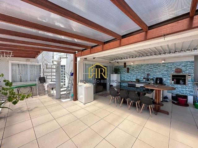 Cobertura para Venda em Florianópolis/SC Ingleses do Rio Vermelho 3 Quartos