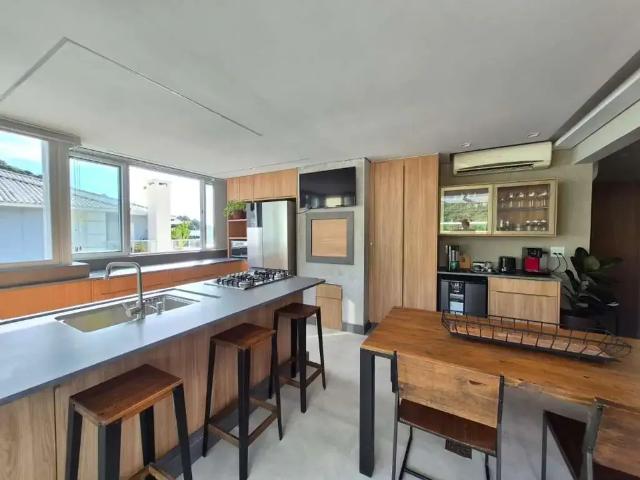 Cobertura para Venda em Florianópolis/SC Ingleses do Rio Vermelho 3 Quartos