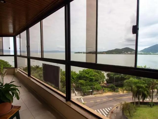 Cobertura para Venda em Florianópolis/SC João Paulo 4 Quartos