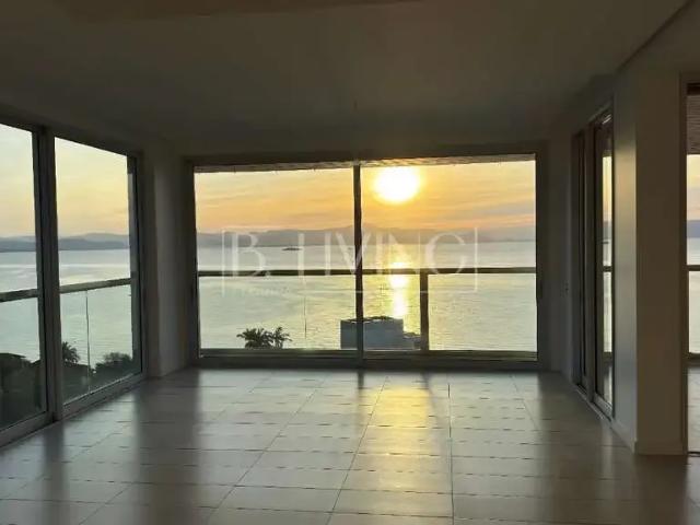 Cobertura para Venda em Florianópolis/SC João Paulo 3 Quartos