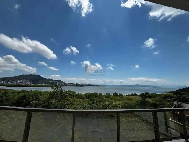 Cobertura para Venda em Florianópolis/SC João Paulo 3 Quartos