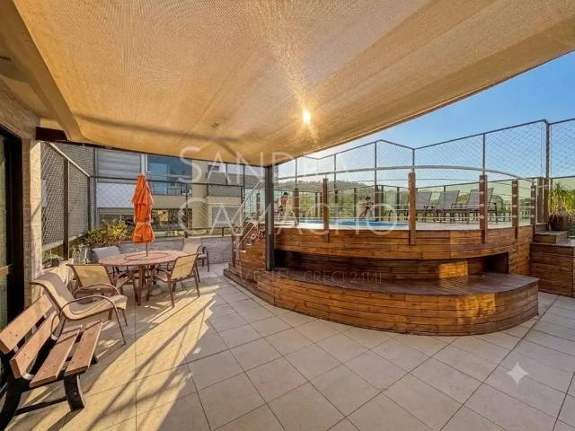 Cobertura para Venda em Florianópolis/SC Jurerê Internacional 4 Quartos