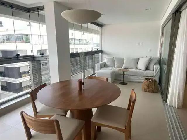 Cobertura para Venda em Florianópolis/SC Jurerê 4 Quartos