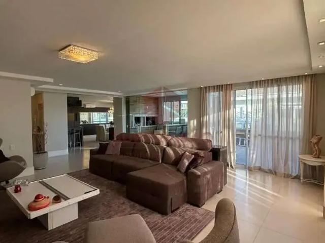 Cobertura para Venda em Florianópolis/SC Jurerê 4 Quartos