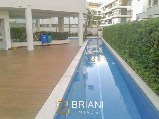 Cobertura para Venda em Florianópolis/SC Jurerê 4 Quartos
