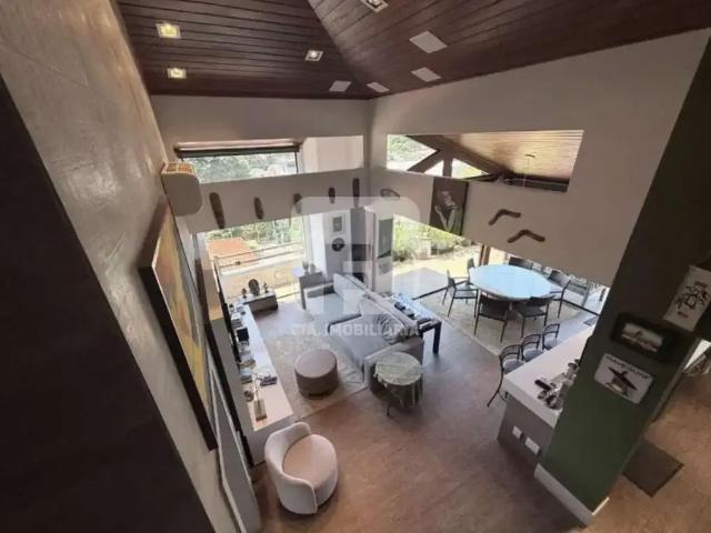 Cobertura para Venda em Florianópolis/SC Lagoa da Conceição 3 Quartos